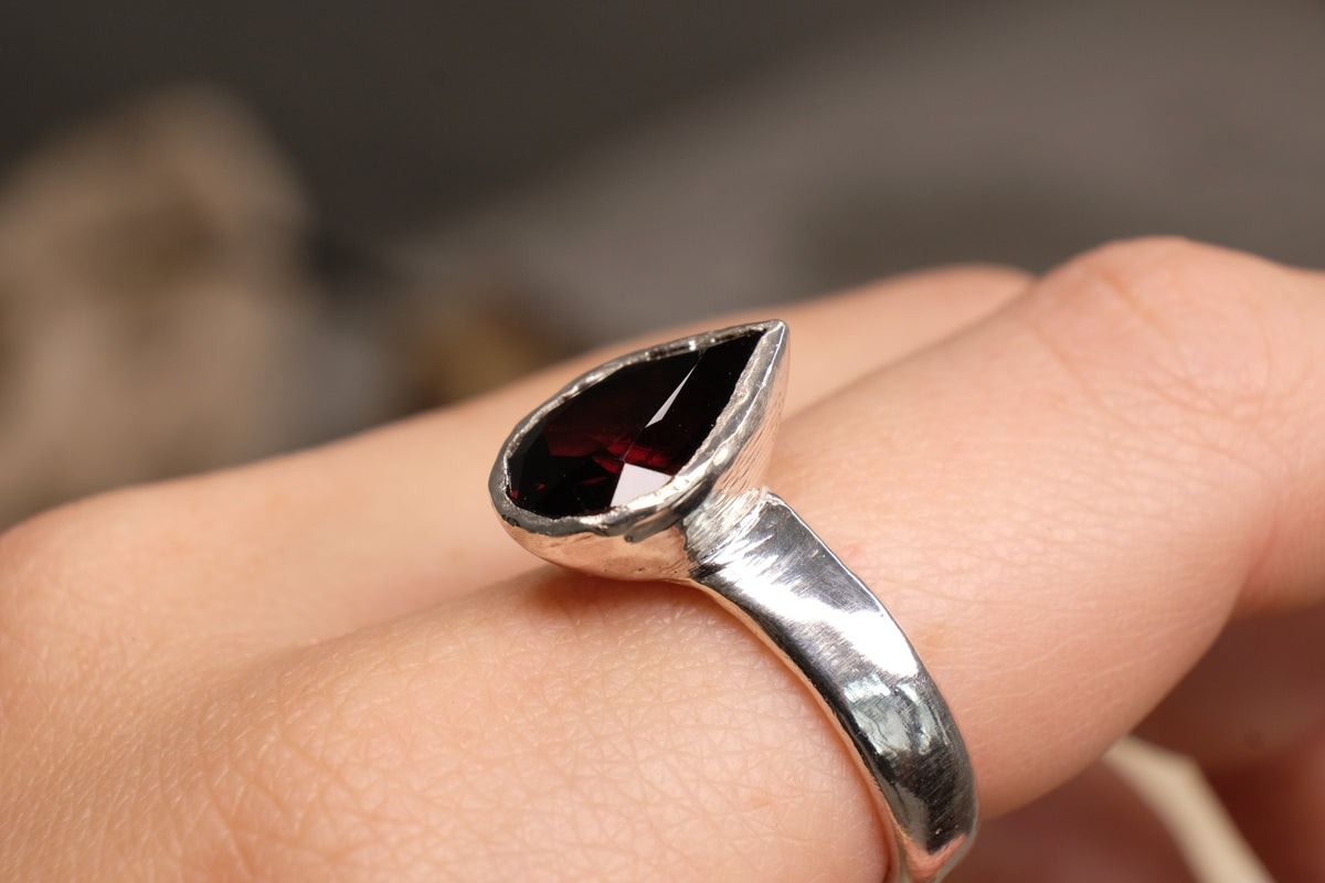 blood drop ring – Home of Nativis